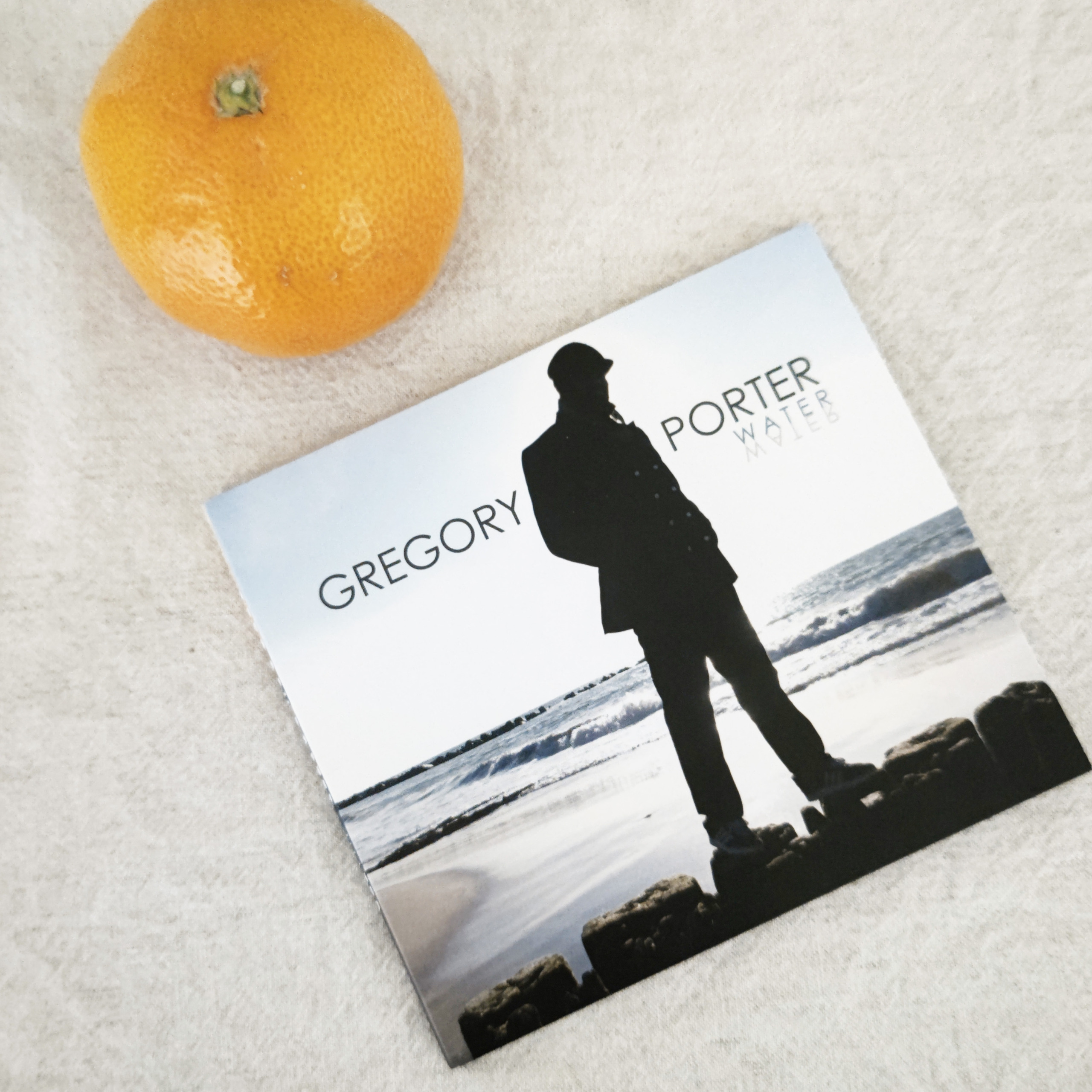 オレンジに染まるみかんと母の小さな背中 » nancychannel