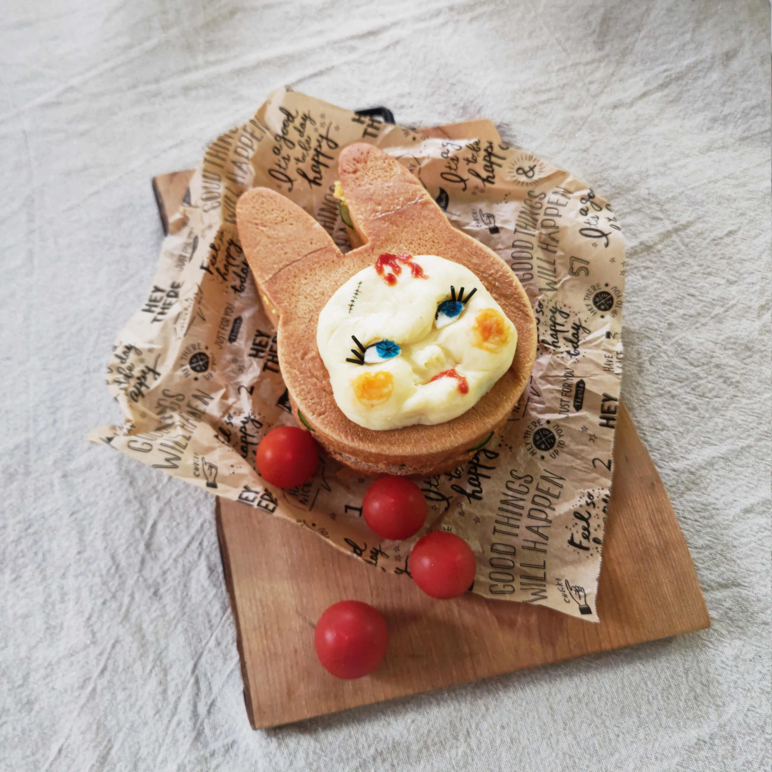 可愛く作れば良いものを、ウサギパンでシリアルキラーサンド » nancychannel