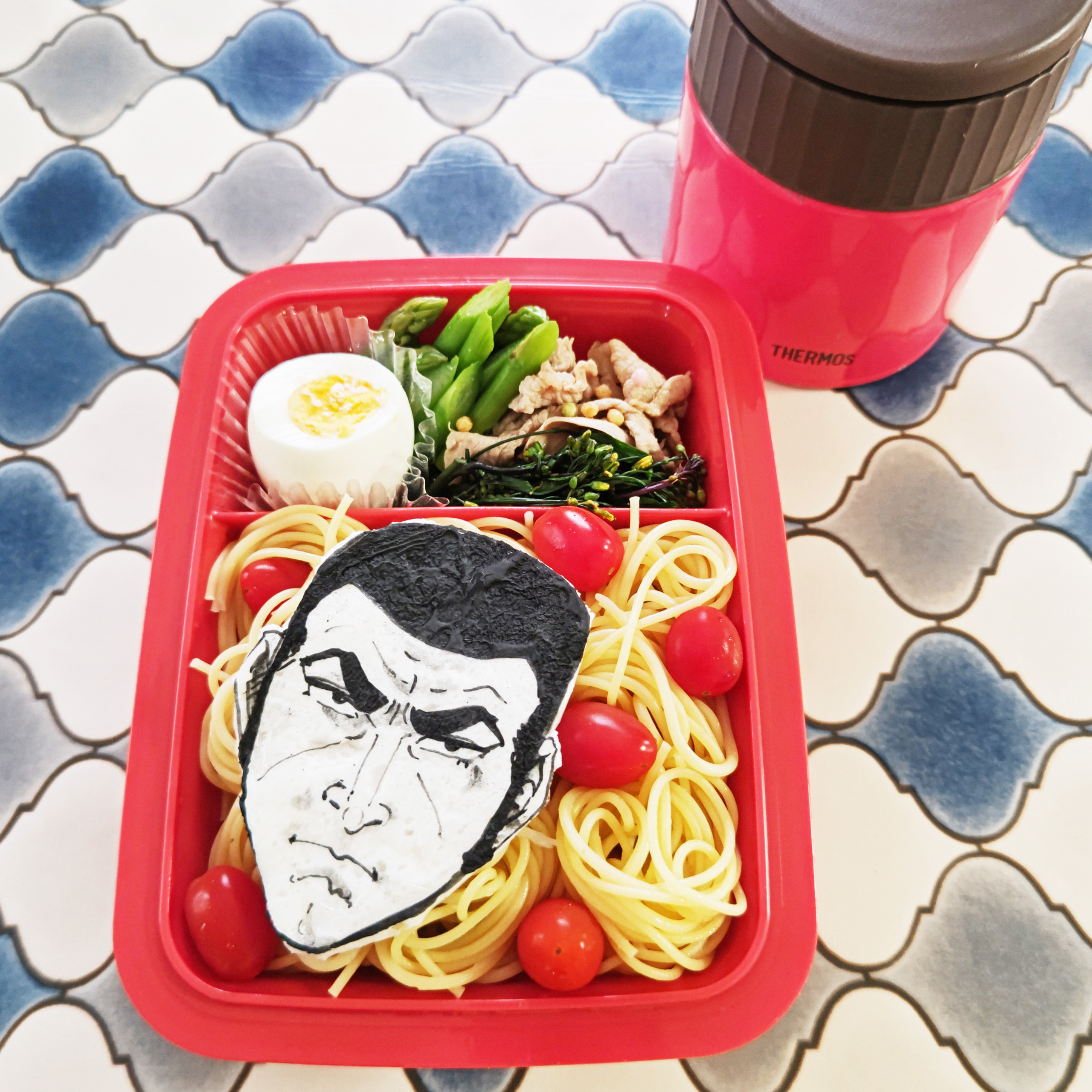 “ゴルゴ”ンゾーラ弁当と月曜日の思い込み撮影事件 » nancychannel