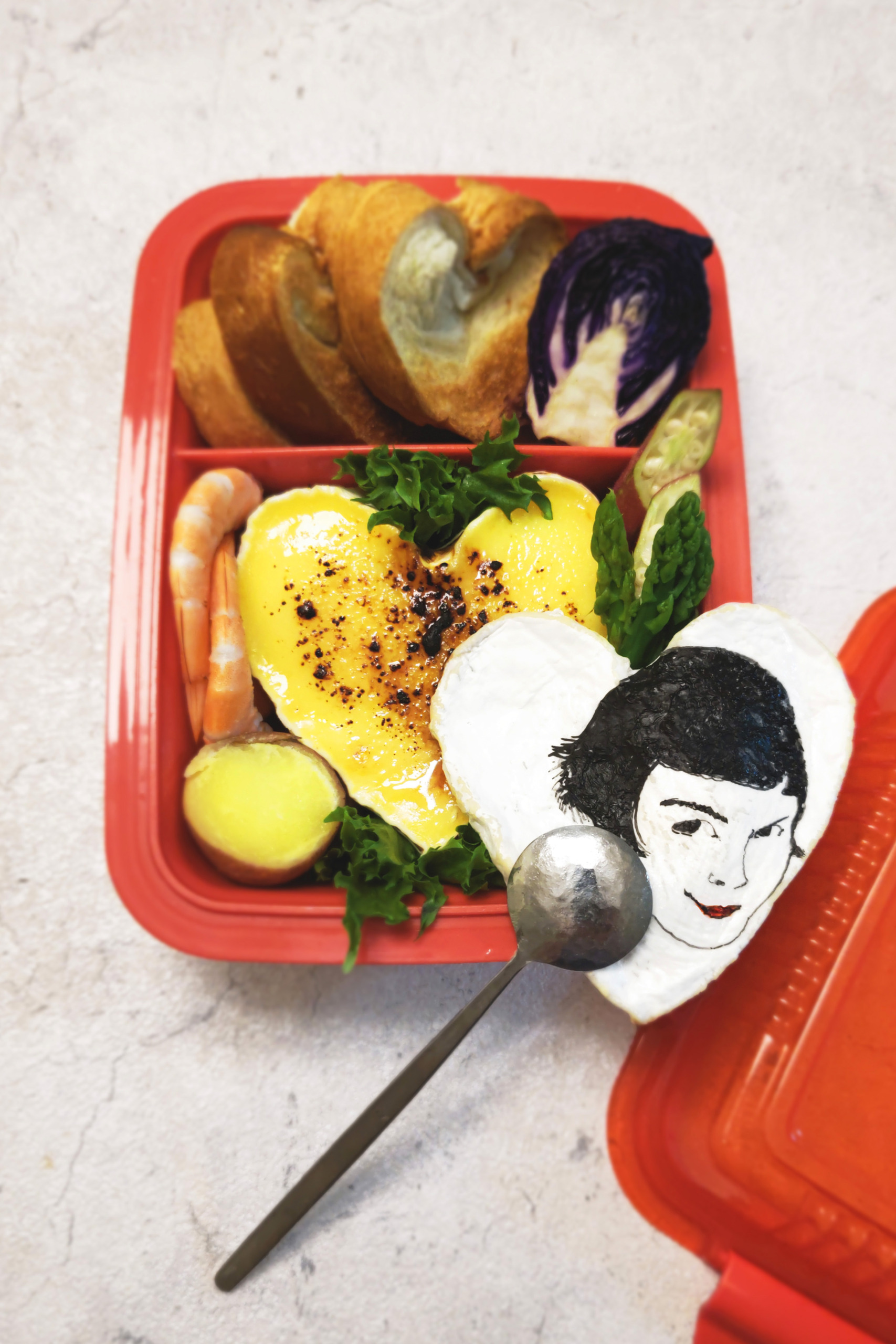 ハート型ヌーシャテルとオブラートアートで再現する“アメリのブリュレ弁当”の幸福論 » nancychannel